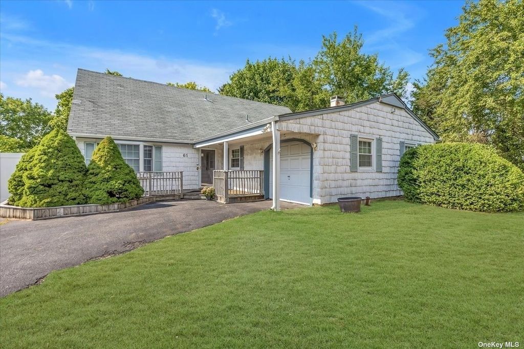 61 Spiral Road, Holtsville, NY 11742 | Trulia