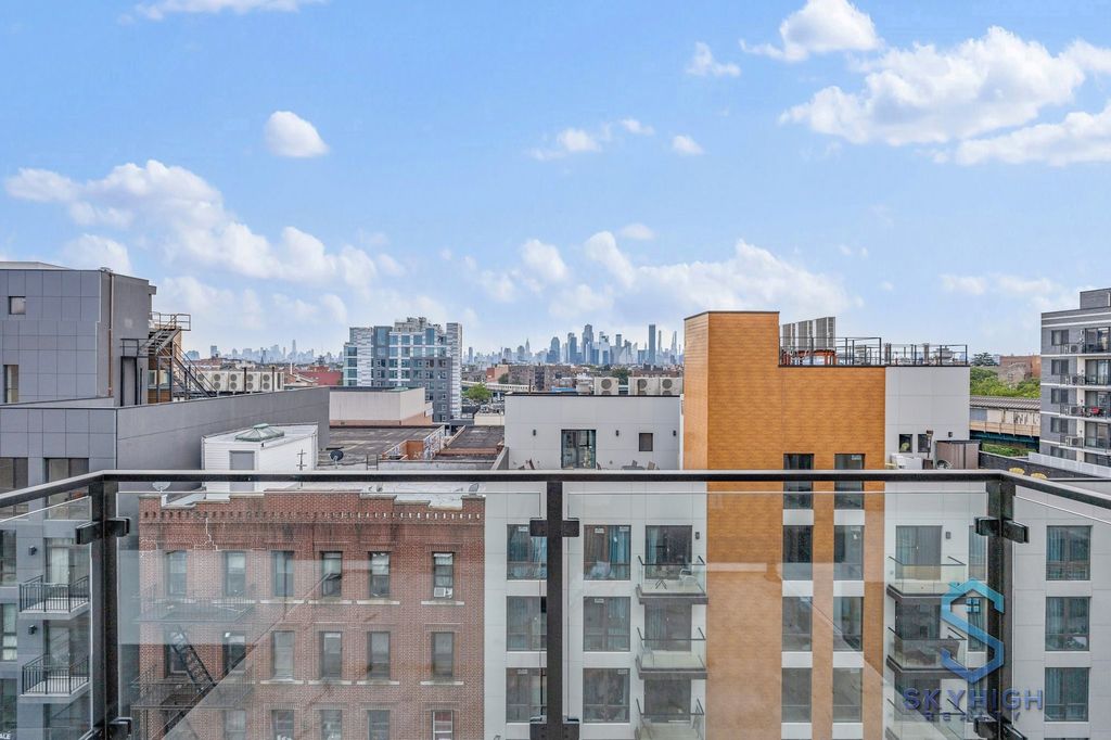 43-25 52nd St #5B, Woodside, NY 11377 - Trulia | Trulia