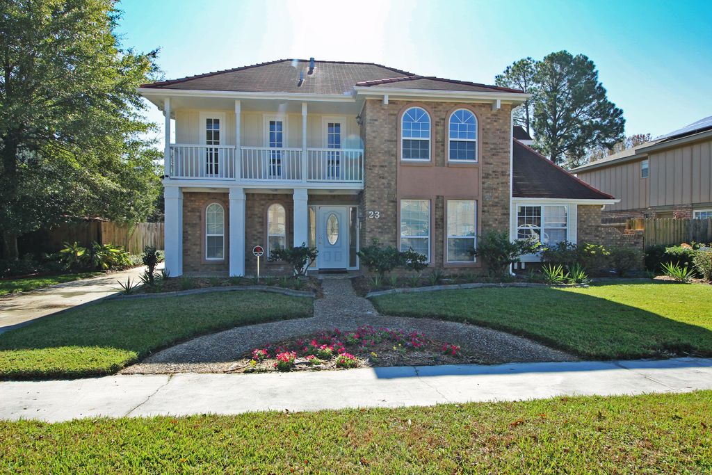 23 Madera Ct, Kenner, LA 70065 - See Est. Value, Schools & More