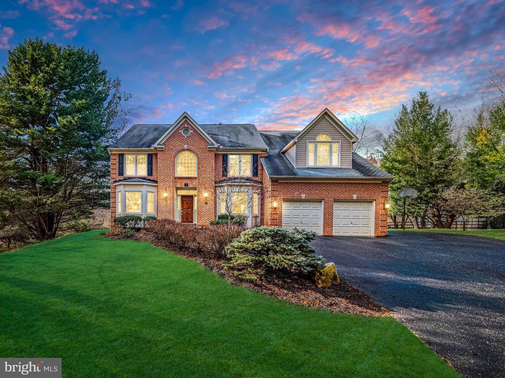 15 Talley Ct, Darnestown, MD 20878 - See Est. Value, Schools & More