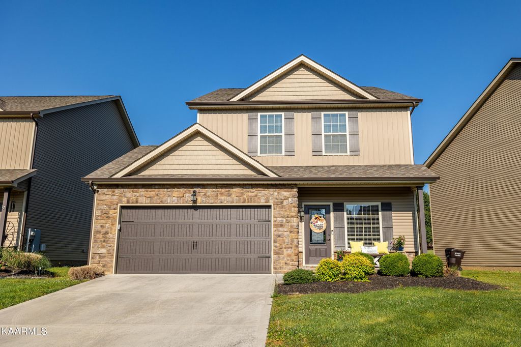 1513 Silver Spur Ln, Knoxville, TN 37932 - See Est. Value, Schools & More
