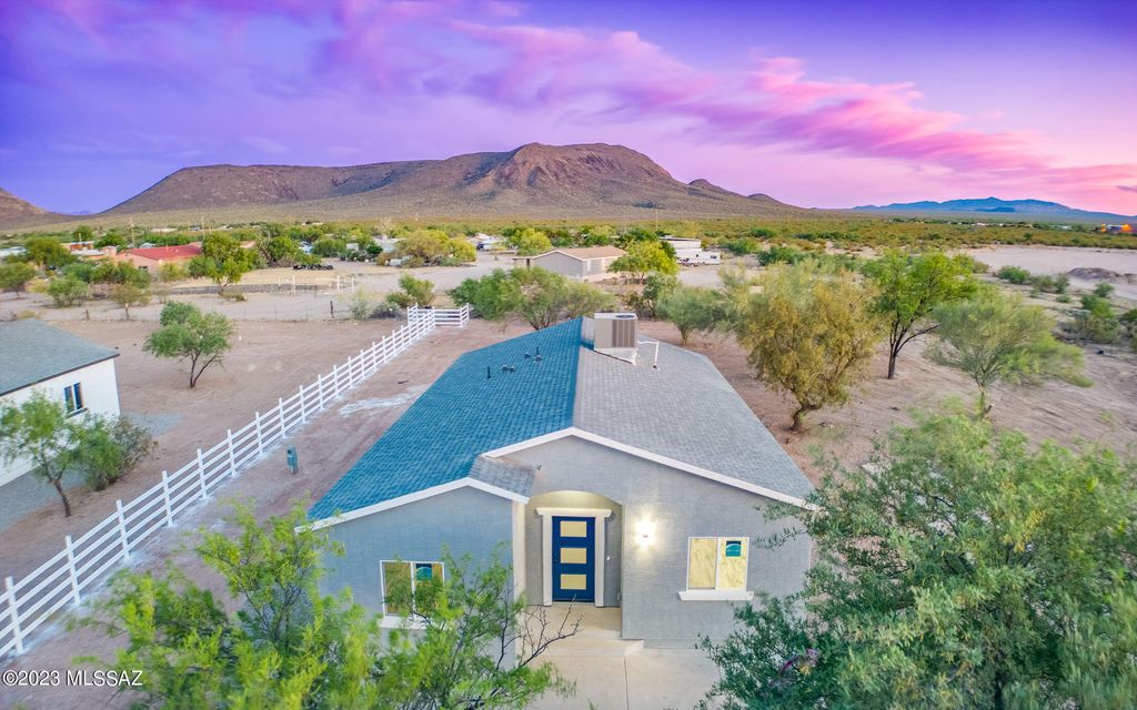 4361 W Tetakusim Rd, Tucson, AZ 85746 - See Est. Value, Schools & More