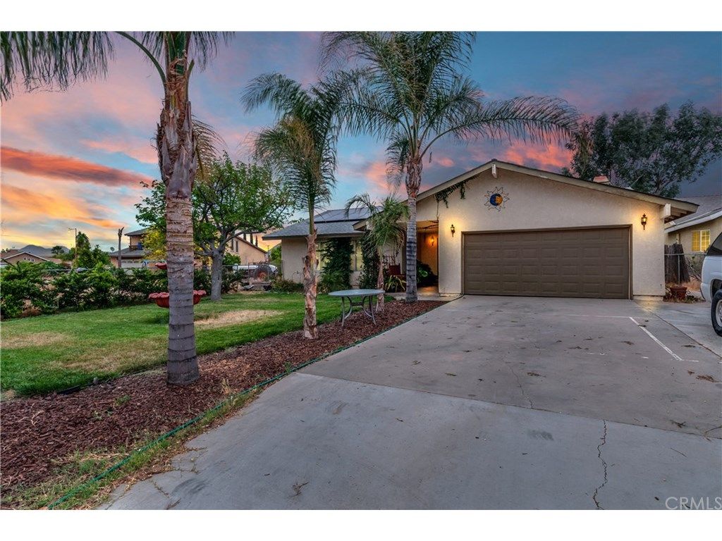 3061 Bradley Rd, Perris, CA 92571 - See Est. Value, Schools & More