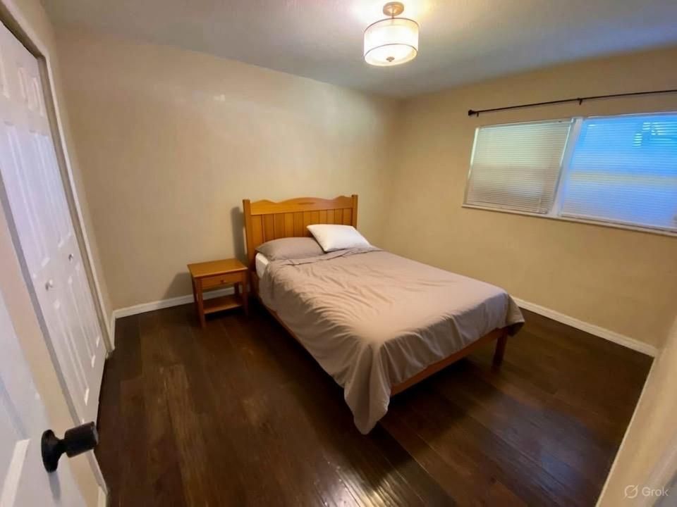 3411 W Aileen St #2, Tampa, FL 33607 - See Est. Value, Schools & More