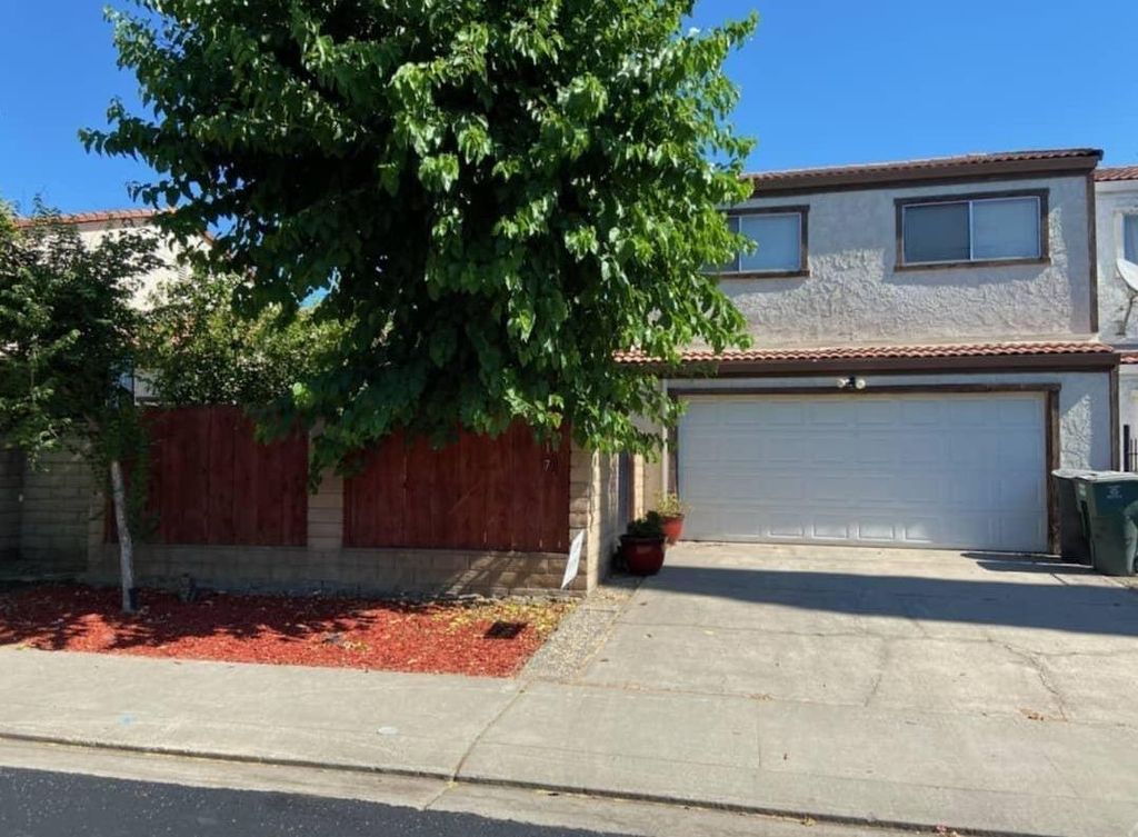 2217 Jason Way, Modesto, CA 95350 - See Est. Value, Schools & More