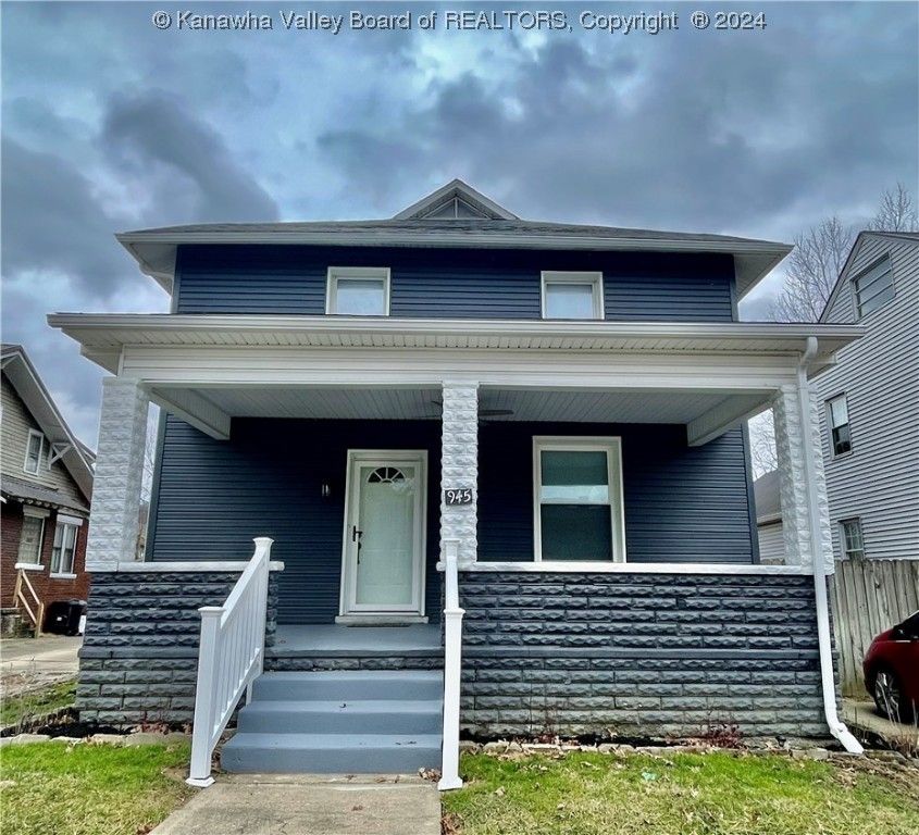 945 Madison Ave, Huntington, WV 25704 - See Est. Value, Schools & More