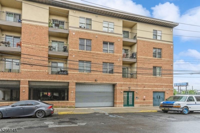 15 Tichenor Ln UNIT 205, Newark, NJ 07114 - See Est. Value, Schools & More