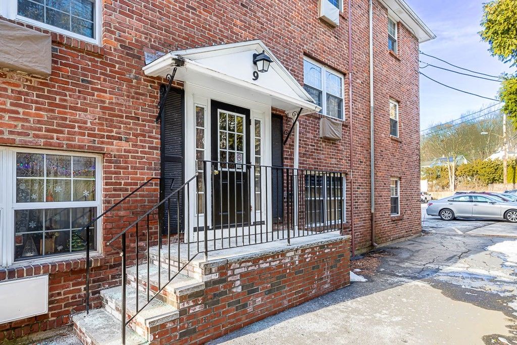 9 Colonial Village Dr #11, Arlington, MA 02474 - See Est. Value ...