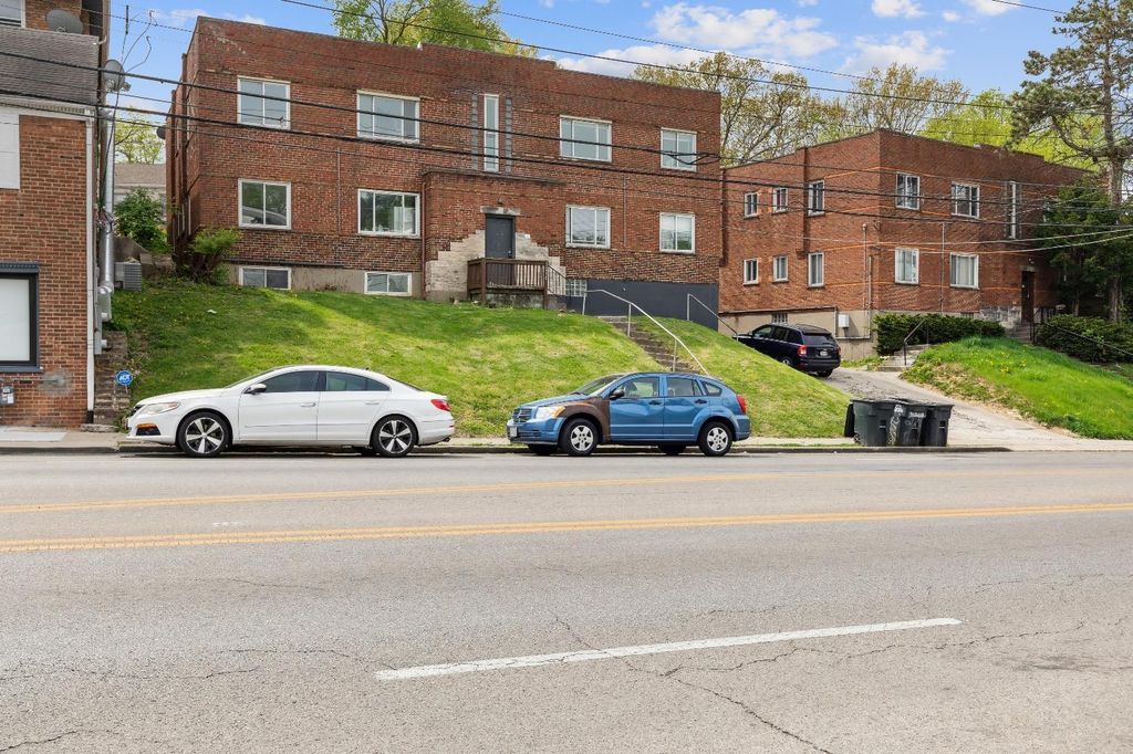 5210 Montgomery Rd, Cincinnati, OH 45212 - See Est. Value, Schools & More