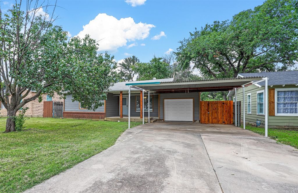 332 Belle St, Bedford, TX 76022 | MLS# 20643621 | Trulia