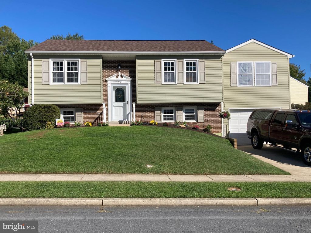 33 Concord Dr, Brunswick, MD 21716 - See Est. Value, Schools & More
