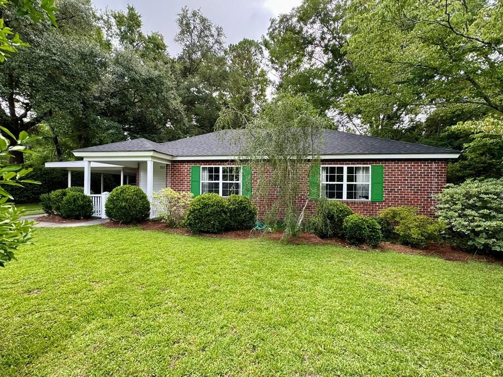 703 Azalea Cir, Valdosta, GA 31602 - See Est. Value, Schools & More