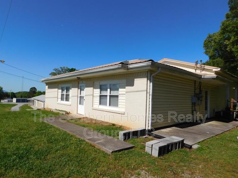 2439 US Highway 411 #4, Etowah, TN 37331 | Trulia