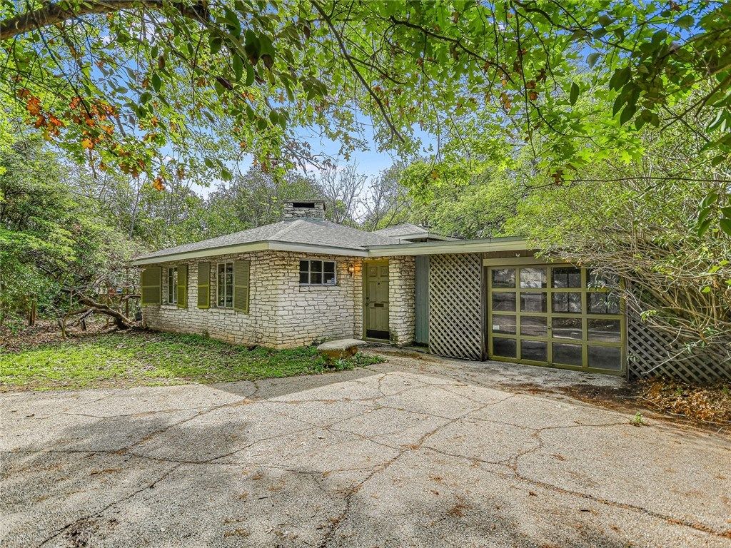 1818 Vance Cir, Austin, TX 78701 - See Est. Value, Schools & More