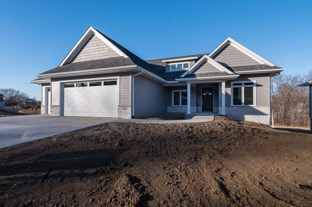 802 Silver Ln, Iowa City, IA 52245 | Trulia