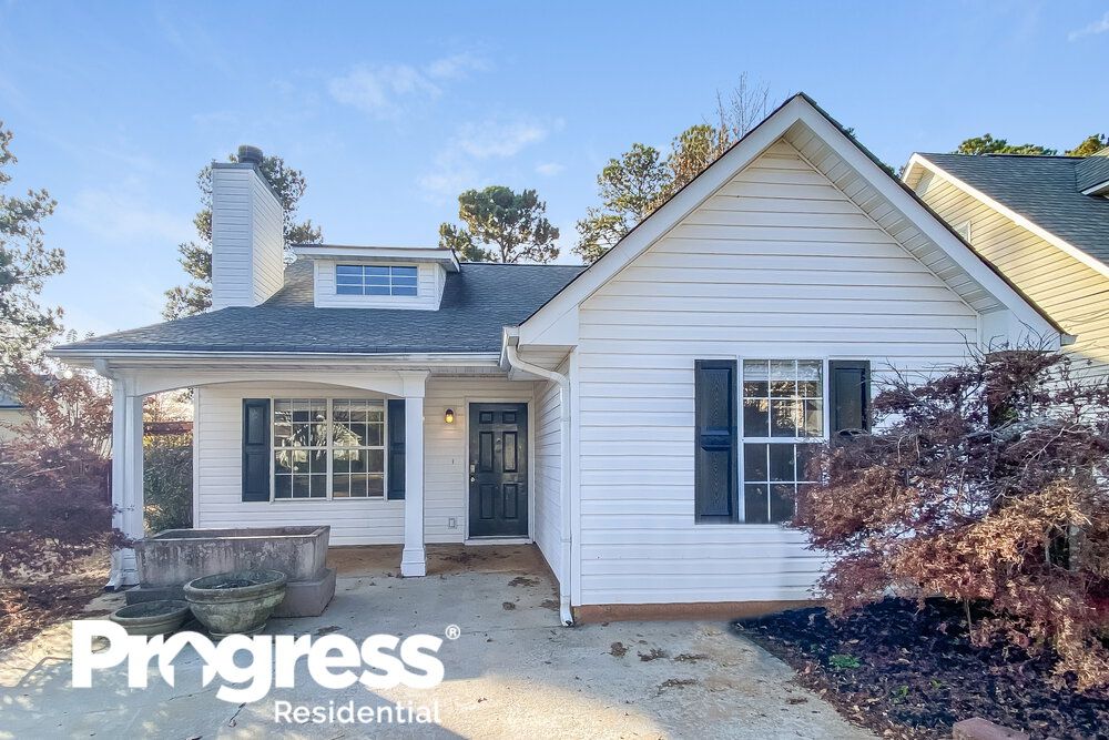 1394 N Hampton Dr, Hampton, GA 30228 - See Est. Value, Schools & More