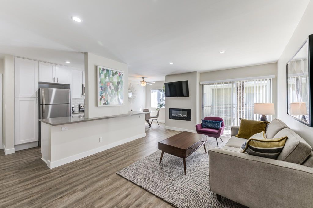 17200 Burbank Blvd #314, Encino, CA 91316 - See Est. Value, Schools & More