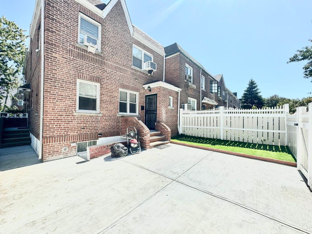 21-13 79th St #1, East Elmhurst, NY 11370 - See Est. Value, Schools & More
