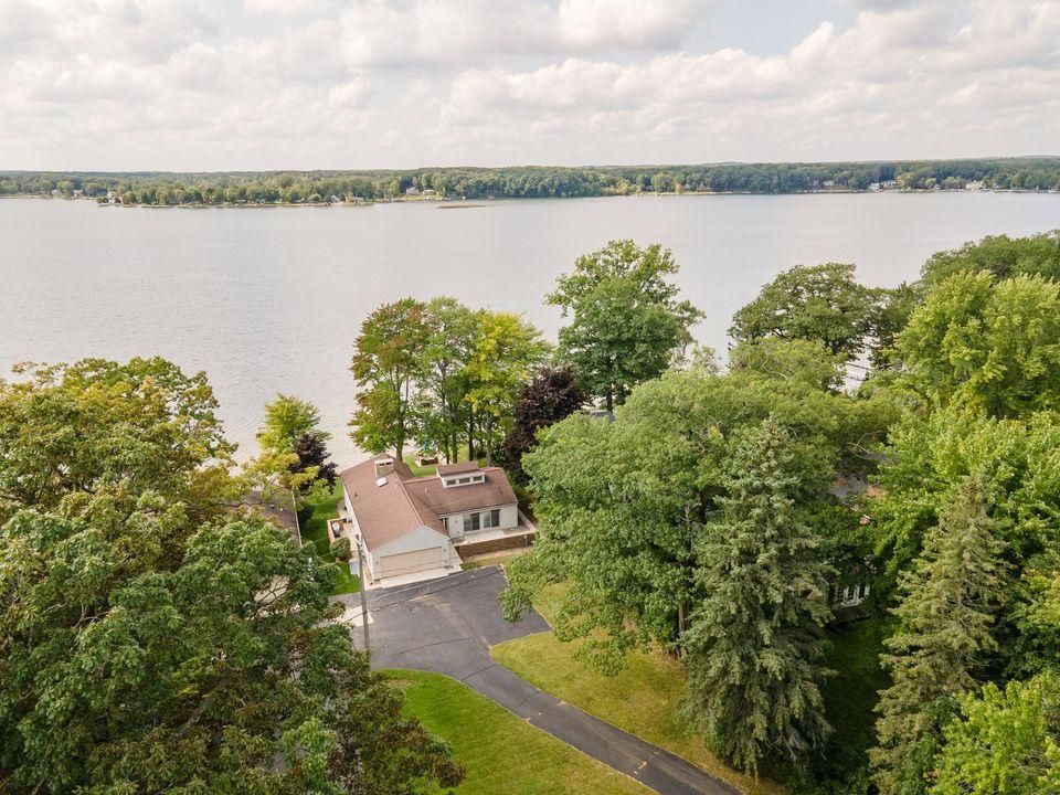 2583 Elmwood Dr, Pierson, MI 49339 - See Est. Value, Schools & More