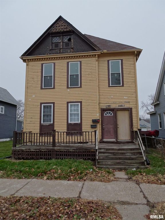 1614 W 3rd St, Davenport, IA 52802 - See Est. Value, Schools & More