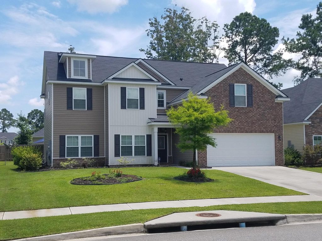 114 Wall St, Savannah, GA 31419 - See Est. Value, Schools & More