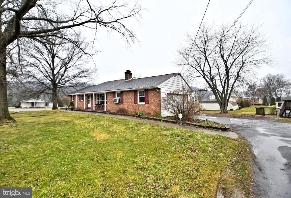 74 Colebrookdale Rd, Boyertown, PA 19512 - See Est. Value, Schools & More