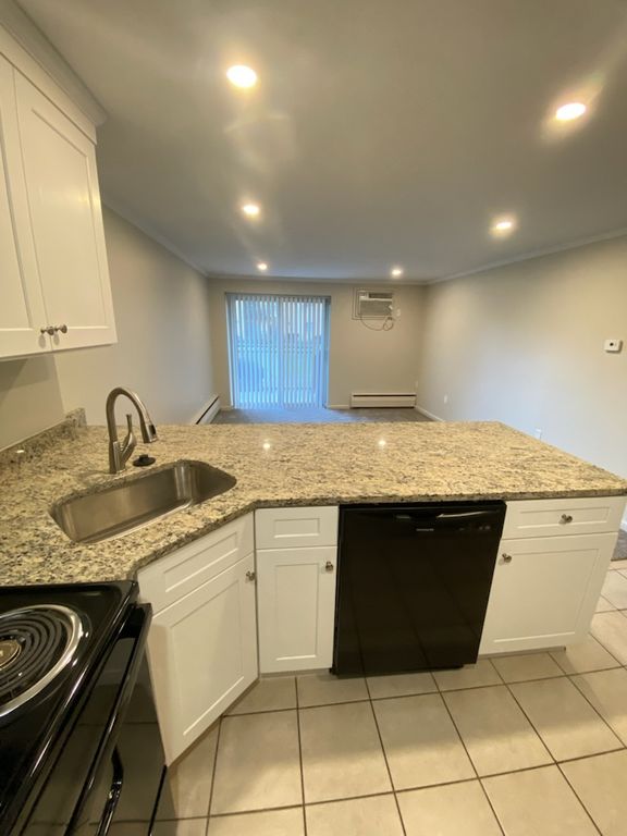 100 Leisure Ln #200-10, Stoneham, MA 02180 - See Est. Value, Schools & More