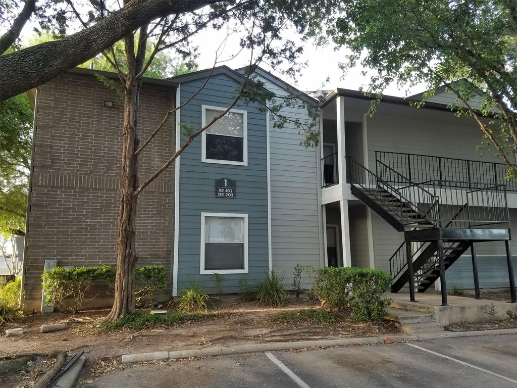 12166 Metric Blvd #102, Austin, TX 78758 - See Est. Value, Schools & More