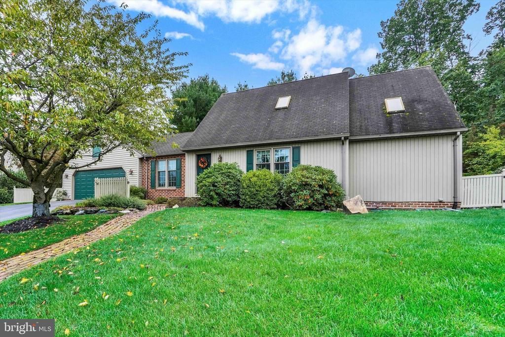 650 Woodside Rd, York, PA 17406 - See Est. Value, Schools & More