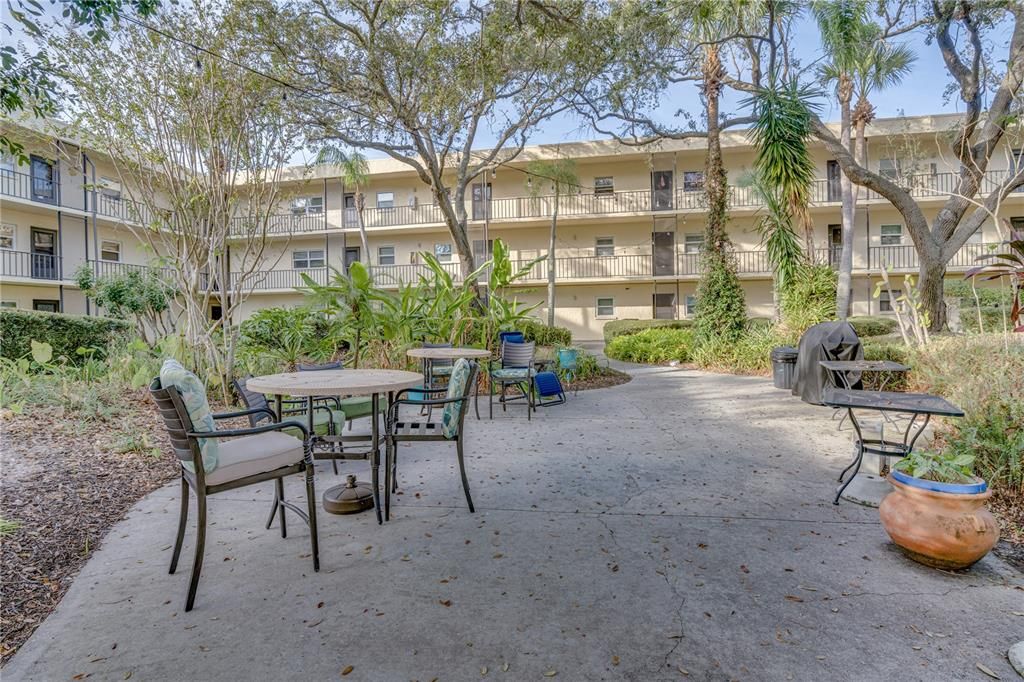 11485 Oakhurst Rd #112, Largo, FL 33774 - See Est. Value, Schools & More