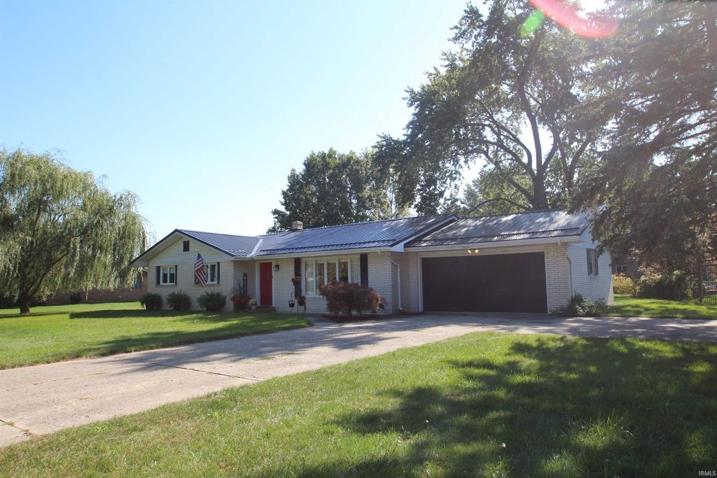58397 Broadway Blvd, Elkhart, IN 46516 - See Est. Value, Schools & More