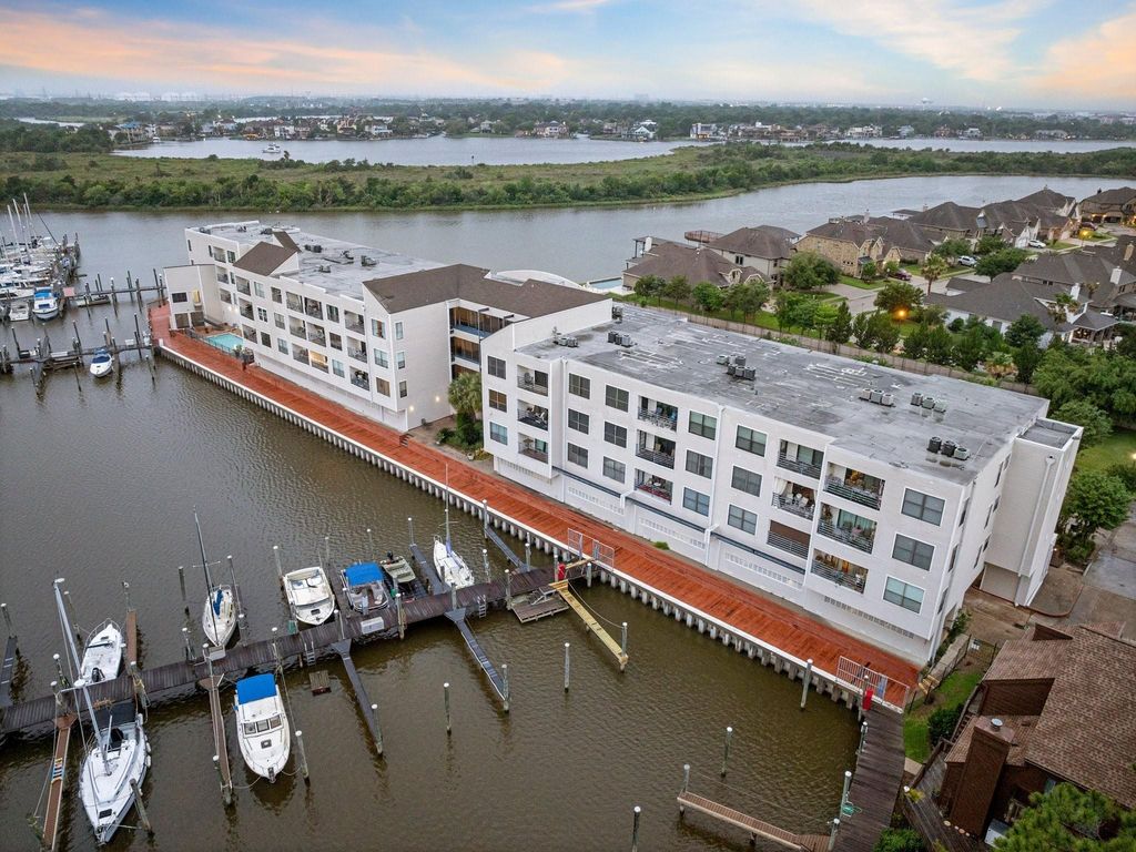 793 Davis Rd #206, League City, TX 77573 Condo for Sale | MLS# 8076514