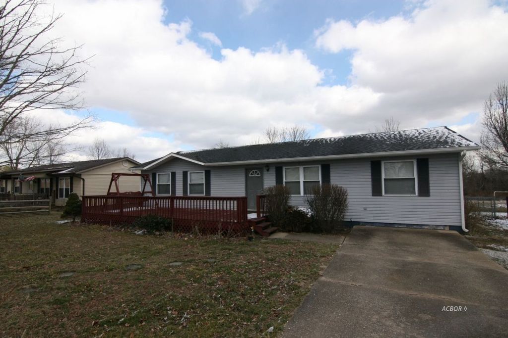 152 Graham St, Bidwell, OH 45614 - See Est. Value, Schools & More