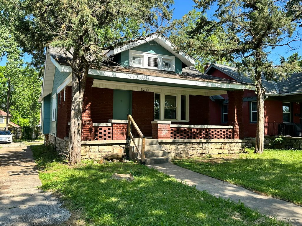 5211 Garfield Ave, Kansas City, MO 64130 - See Est. Value, Schools & More