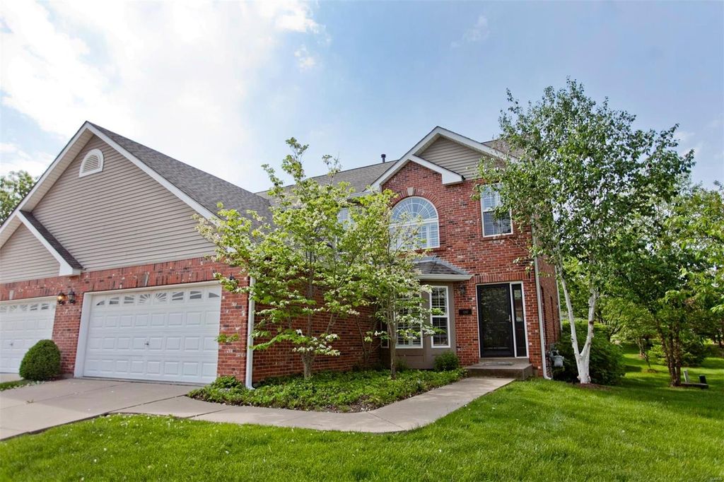 1282 Castle Gate Villas Dr, Saint Louis, MO 63132 - See Est. Value ...