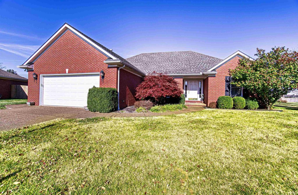 3800 Sandstone Ct, Evansville, IN 47711 - See Est. Value, Schools & More