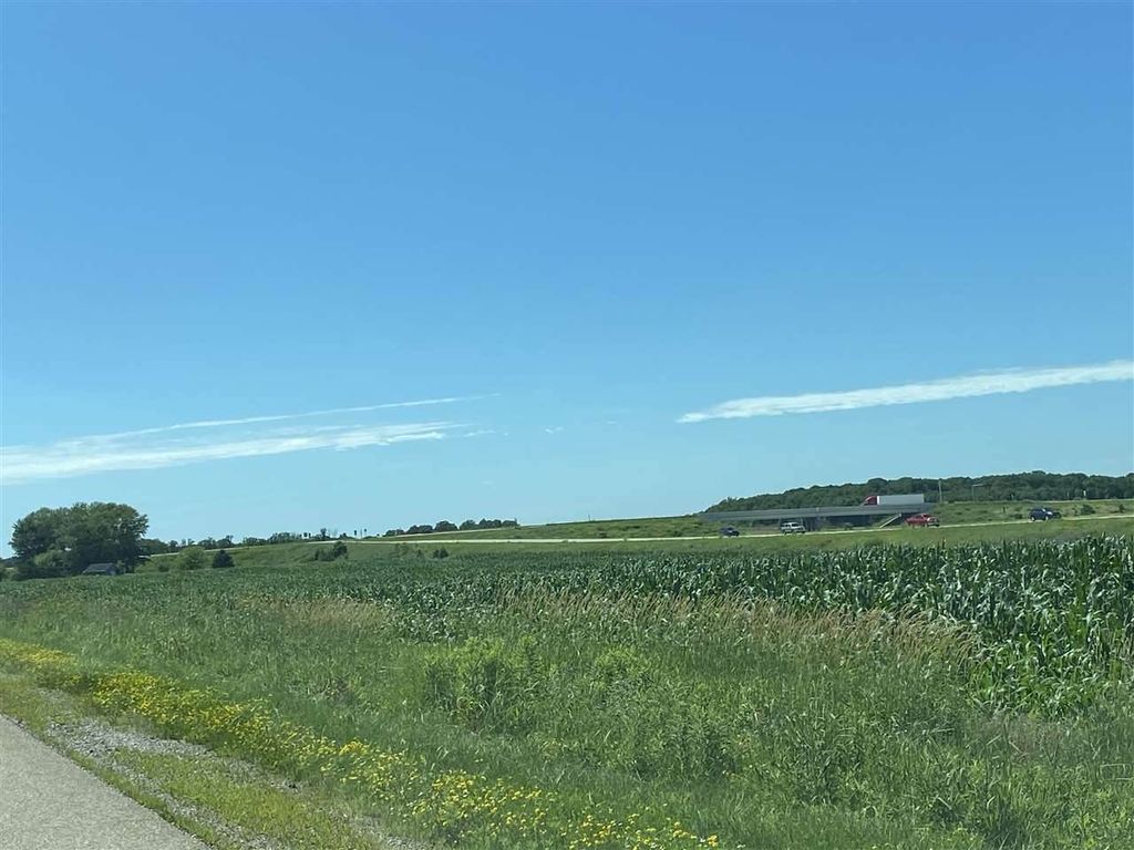 Lot 7 Frontage Rd, Marshfield, WI 54449 - See Est. Value, Schools & More