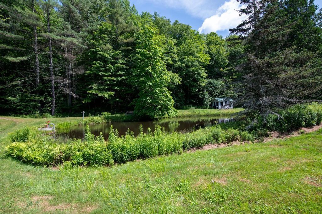 5734 VT Route 11, Londonderry, VT 05148 - See Est. Value, Schools & More