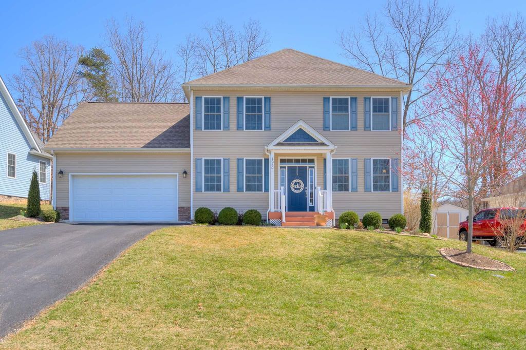 1050 Green Ridge Rd, Christiansburg, VA 24073 | Trulia