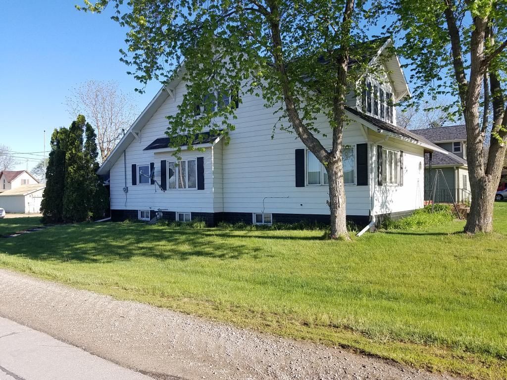 101 2nd Ave, Bayard, IA 50029 - See Est. Value, Schools & More
