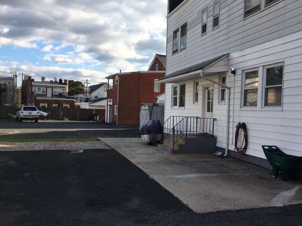 14 Anderson St #1L, Raritan, NJ 08869 - See Est. Value, Schools & More