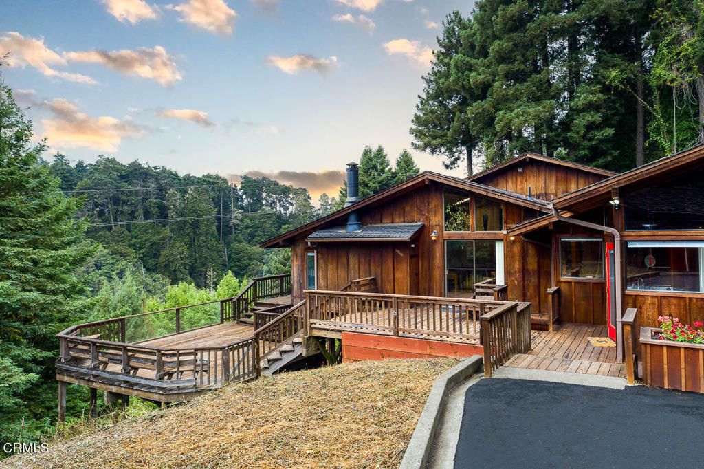 180 Riverview Dr, Fort Bragg, CA 95437 - See Est. Value, Schools & More