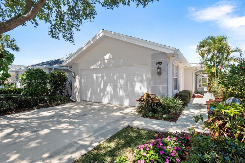 260 Brier Cir, Jupiter, FL 33458 - See Est. Value, Schools & More