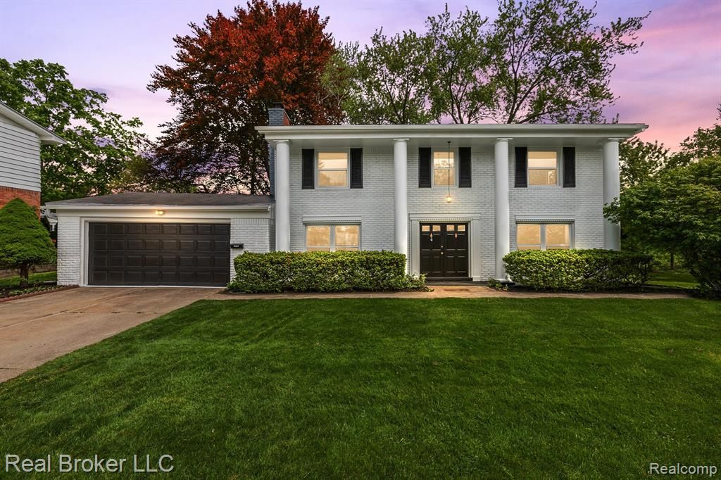 24132 Saint Mary Ct, Farmington, MI 48336 | MLS# 20240030400 | Trulia