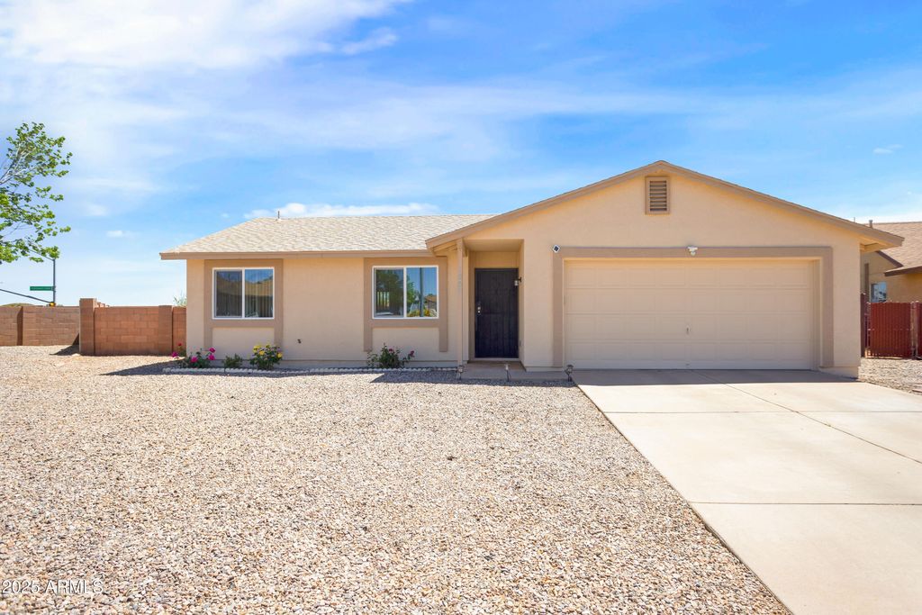 1880 Periwinkle Way, Sierra Vista, AZ 85635 - See Est. Value, Schools ...