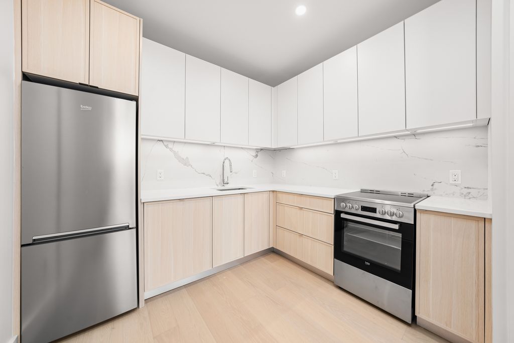 218 Front St #5237, Brooklyn, NY 11201 - See Est. Value, Schools & More
