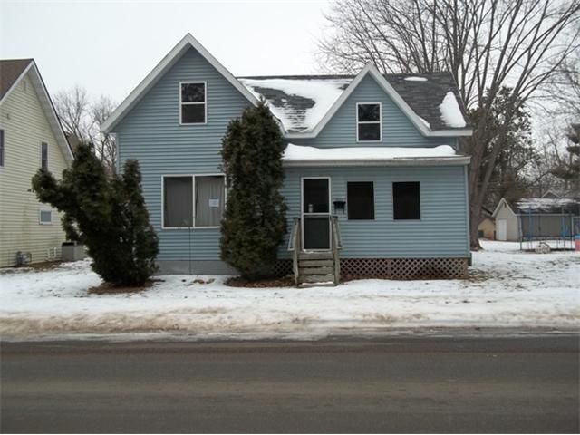 1607 Wilson St NE, Menomonie, WI 54751 - See Est. Value, Schools & More