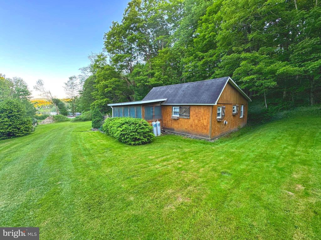 140 N Cove Rd, Union Dale, PA 18470 | MLS# PASU2000116 | Trulia