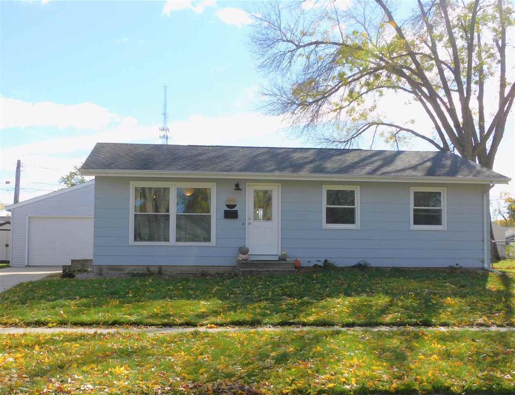 1105 W 10th Ave, Marion, IA 52302 | Trulia
