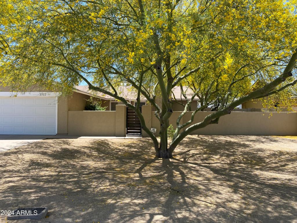 1717 E Bell De Mar Dr, Tempe, AZ 85283 - See Est. Value, Schools & More